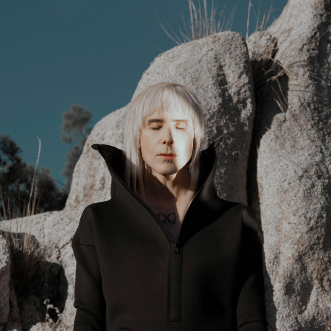 IAMX : nouveau single, nouvel album et une date à Paris - Prémonition